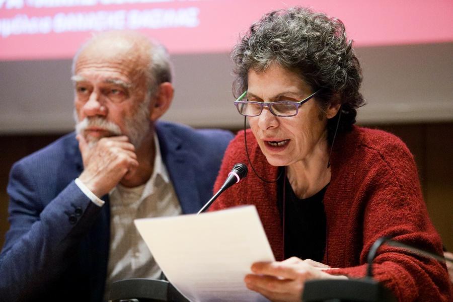 ΣΥΝΕΧΙΖΕΙ ΝΑ ΣΚΑΝΔΑΛΙΖΕΙ Η ΚΟΡΗ ΤΟΥ ΜΙΚΗ | Apodytiriakias.gr