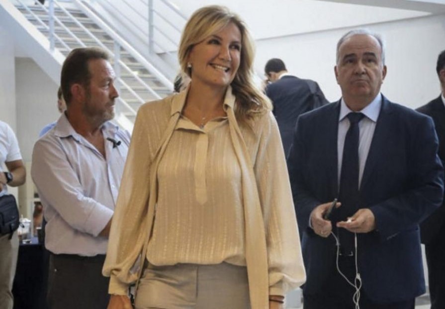 ΒΓΑΖΟΥΝ ΜΙΣΟΣ ΚΑΙ ΝΟΙΩΘΟΥΝ ΑΝΑΚΟΥΦΙΣΗ... | Apodytiriakias.gr