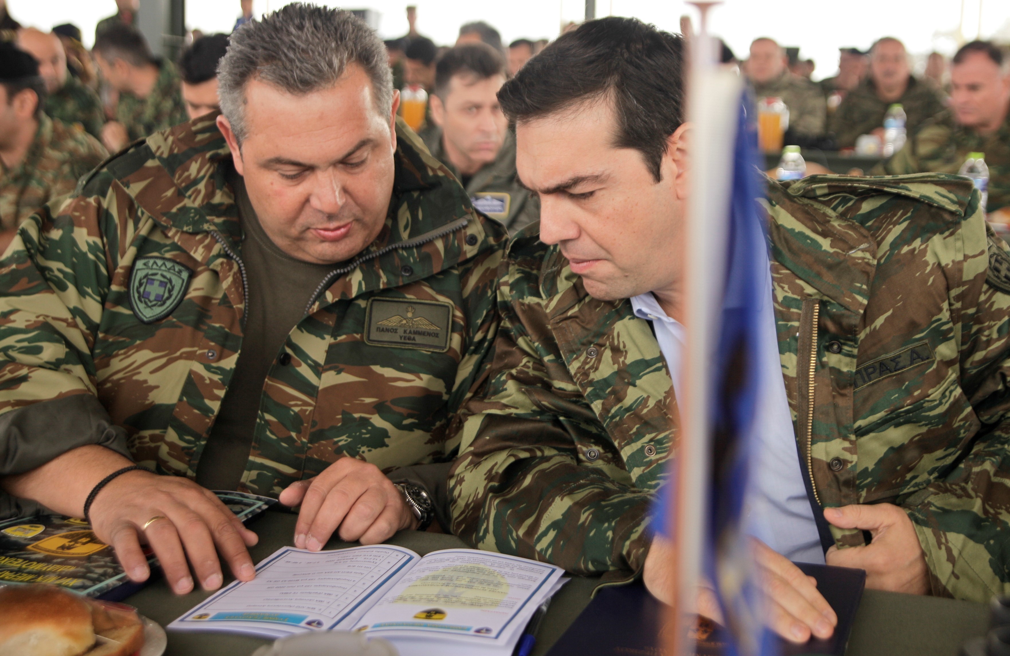 ΜΙΑ ΠΑΛΙΟΠΑΡΕΑ ΜΠΑΛΑΜΟΥΤΙ ΑΡΙΣΤΕΡΑ | Apodytiriakias.gr