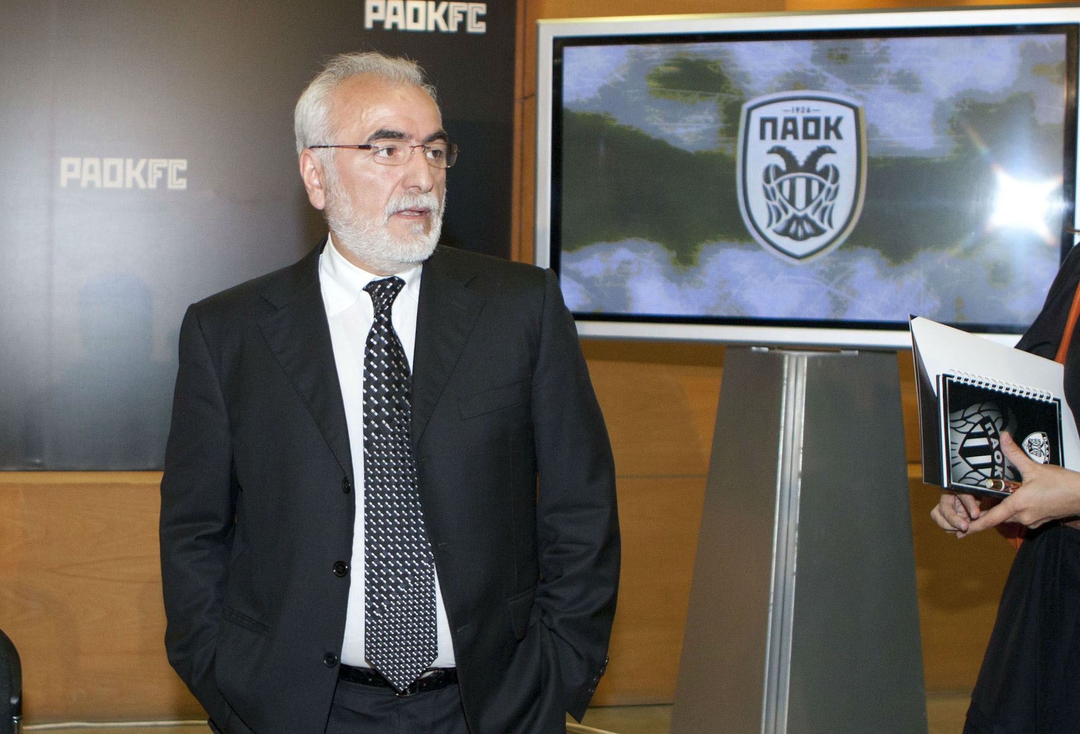 ΜΕ ΠΑΟΚ ΣΤΗΝ ΚΟΨΗ ΤΟΥ ΞΥΡΑΦΙΟΥ Ο ΤΕΒΕΚΕΛΗΣ | Apodytiriakias.gr