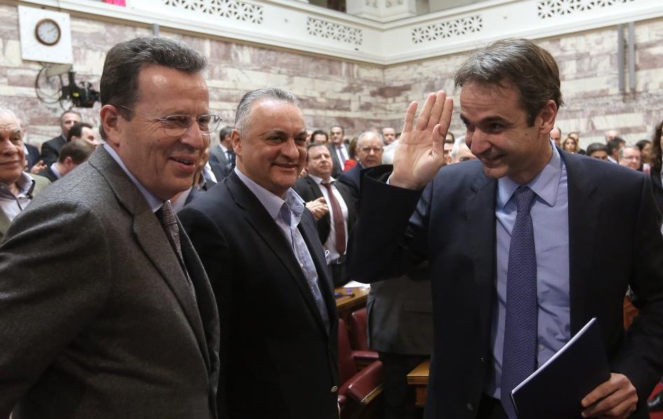 Η ΔΙΑΓΡΑΦΗ ΚΥΡΤΣΟΥ ΤΑ ΚΟΜΜΑΤΑ... ΔΙΑΓΡΑΦΕΙ | Apodytiriakias.gr