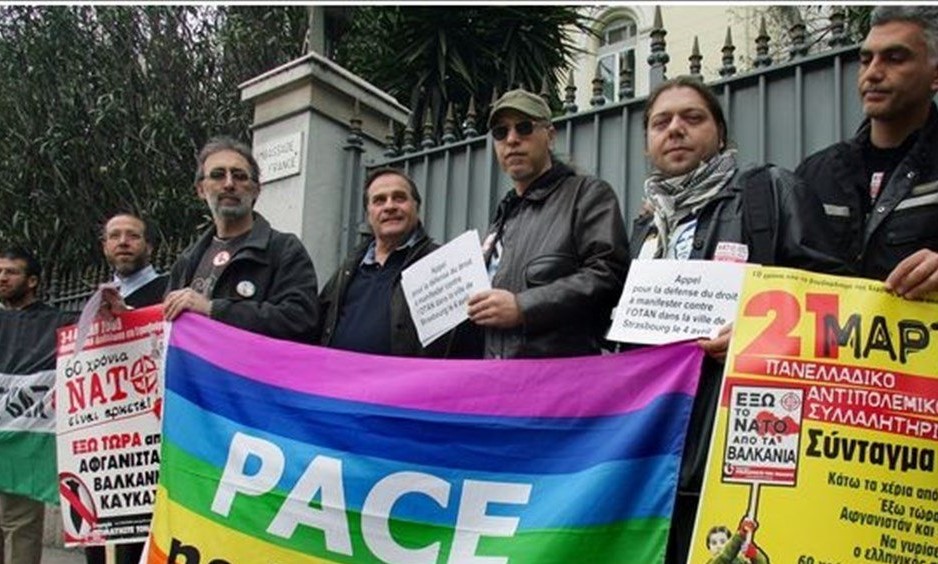 ''ΣΤΑΜΑΤΗΣΤΕ ΤΟΝ ΠΟΛΕΜΟ'' ΛΕΕΙ Ο ΚΑΘΕ ΦΟΥΦΟΥΤΟΣ | Apodytiriakias.gr