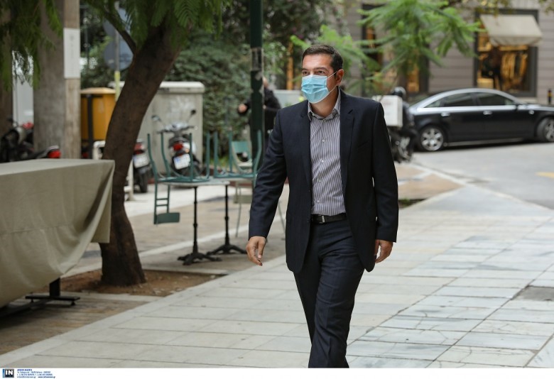 ΜΕ ΤΟΝ ΤΣΙΠΡΑ ΔΕΝ... ΜΑΣΑΝΕ ΟΙ ΚΕΝΤΡΩΟΙ ΠΕΛΑΤΕΣ | Apodytiriakias.gr