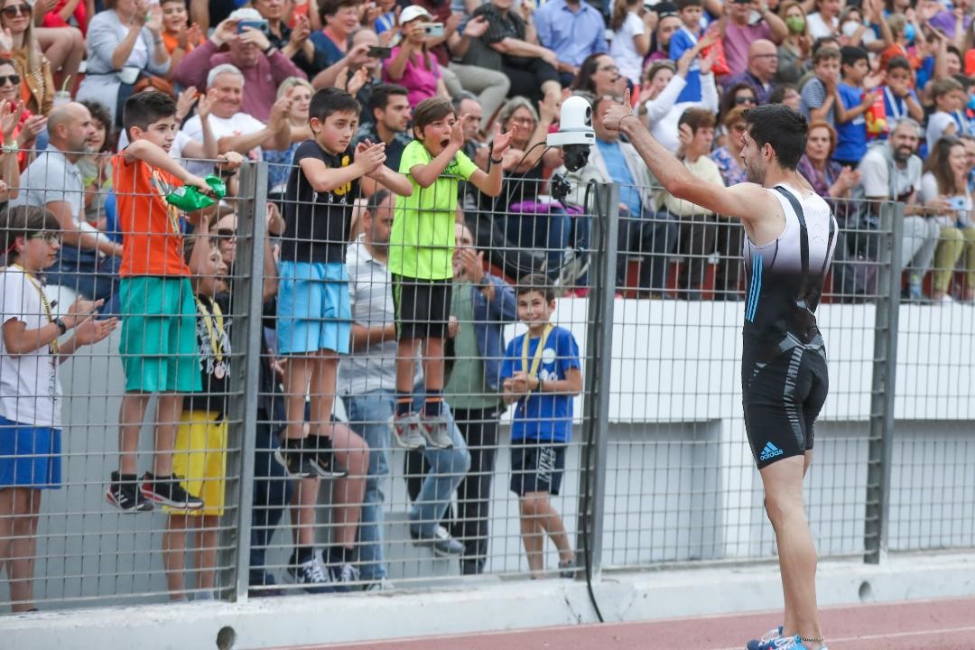ΣΤΗ ΣΚΙΑ ΤΟΥ ΤΣΙΤΣΙΠΑ Ο... ΤΕΝΤΟΓΛΟΥ | Apodytiriakias.gr