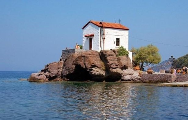 Η ΠΑΝΑΓΙΑ Η ΓΟΡΓΟΝΑ ΣΤΟ ΚΛΗΣΑΚΙ.. | Apodytiriakias.gr