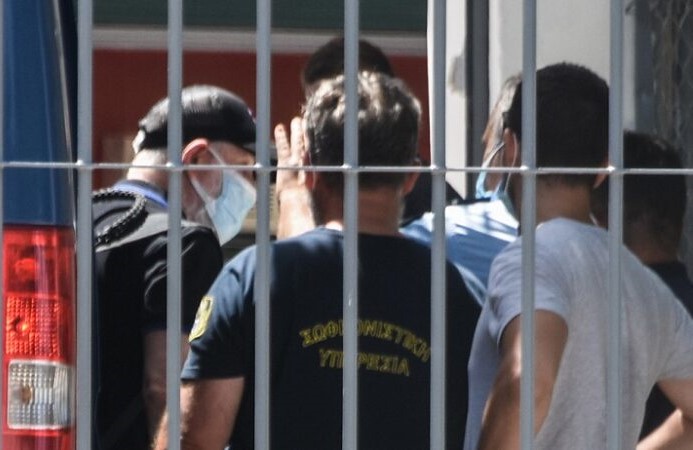 Ο ΝΤΑΒΑΤΖΗΣ ΤΗΣ 12ΧΡΟΝΗΣ ΣΕ ΦΥΛΑΚΗ... ΕΠΙΛΕΚΤΙΚΗ | Apodytiriakias.gr