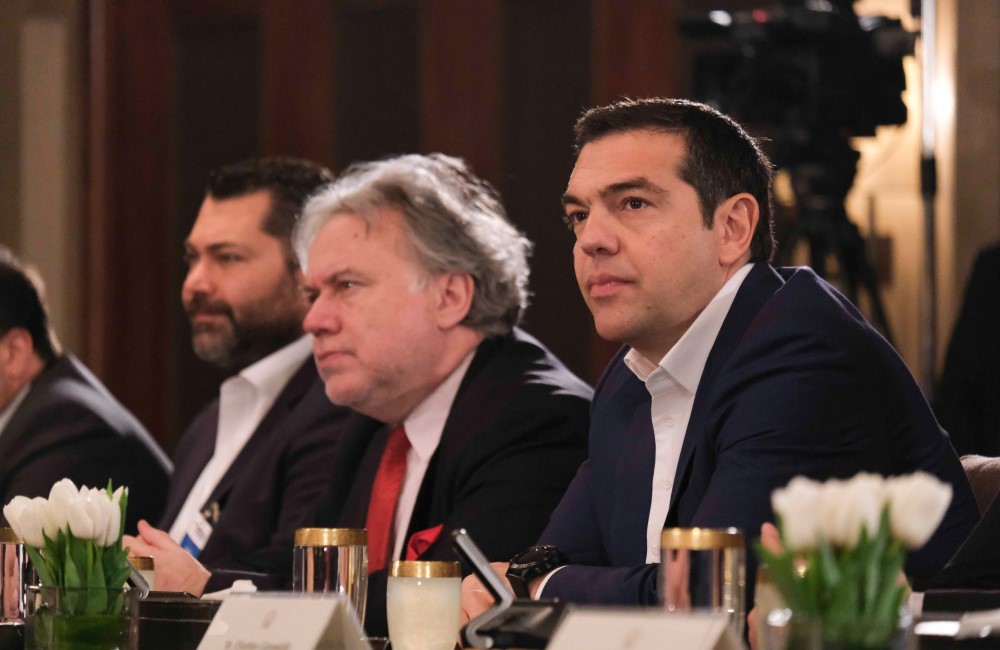ΤΟ ΠΑΡΑΜΥΘΙ ΚΑΤΡΟΥΓΚΑΛΟΥ ΣΤΟΝ ΕΞΩΣΤΗ ΤΟΥ ΘΕΑΤΡΟΥ | Apodytiriakias.gr