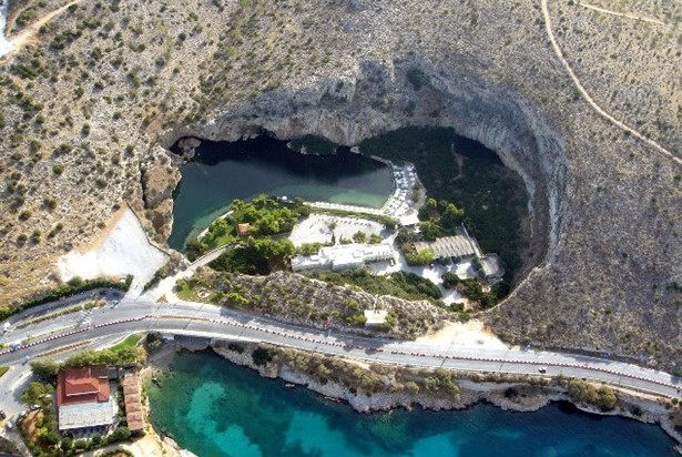 Η ΚΑΚΙΑ ΝΕΡΑΪΔΑ ΤΗΣ ΛΙΜΝΗΣ ΒΟΥΛΙΑΓΜΕΝΗΣ | Apodytiriakias.gr