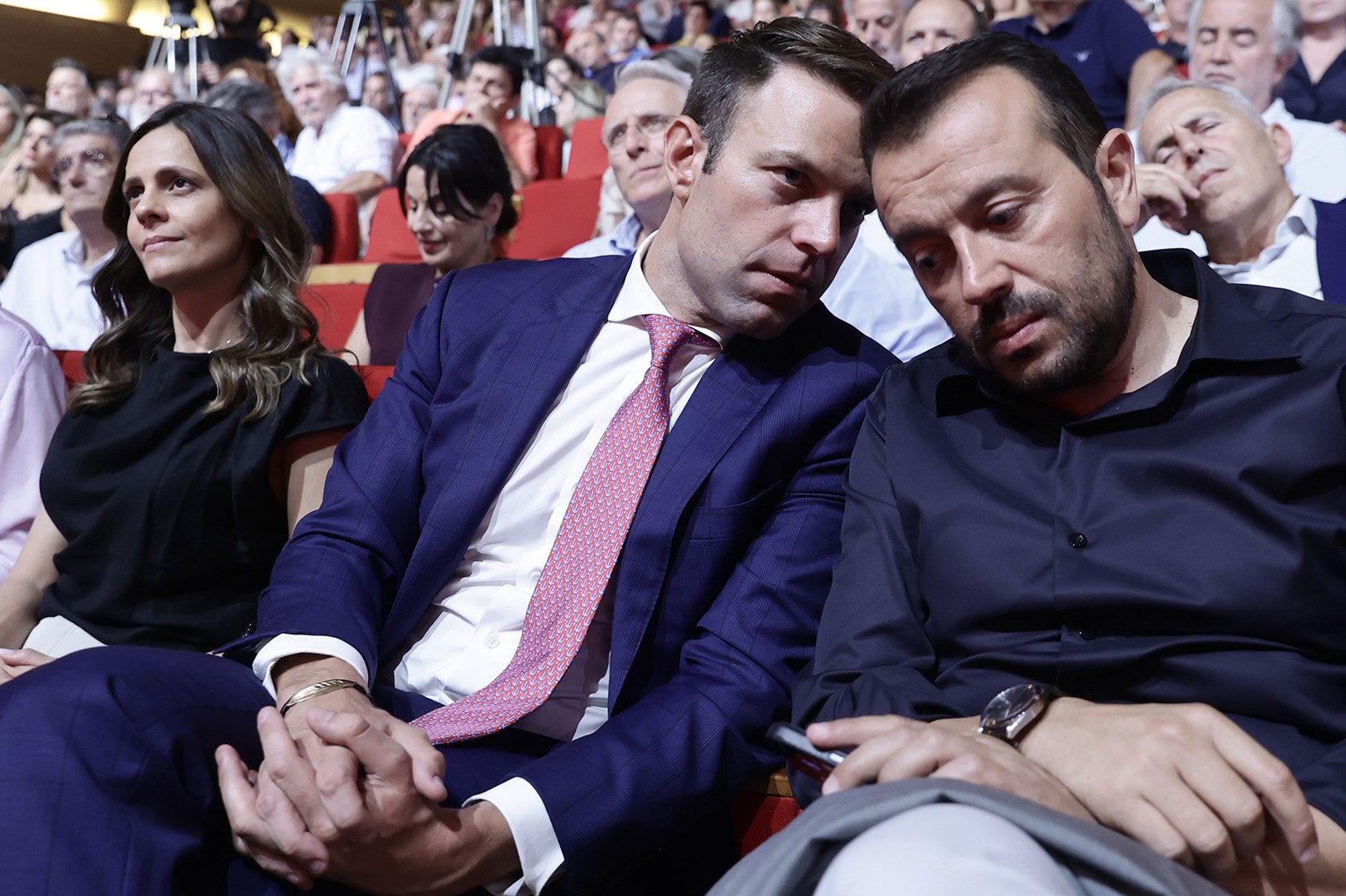 ΤΑ ΠΕΡΙΕΡΓΑ ΕΣΩΚΟΜΜΑΤΙΚΑ ΤΟΥ ΣΥΡΙΖΑ ΜΕ... ΚΑΣΣΕΛΑΚΗ | Apodytiriakias.gr