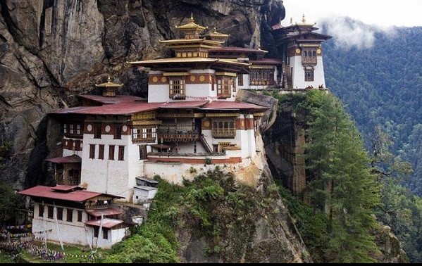 ΟΤΑΝ ΕΔΙΩΞΑΝ ΑΠΟ ΤΟ ΘΙΒΕΤ ΤΟΝ ΑΠΟΔΥΤΗΡΙΑΚΙΑ | Apodytiriakias.gr