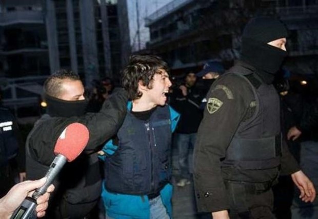 ΜΠΟΥΡΔΕΛΟ ΜΕ ΠΟΥΤΑΝΕΣ ΤΙΓΚΑ ΧΩΡΙΣ ΑΣΤΥΑΤΡΟ | Apodytiriakias.gr