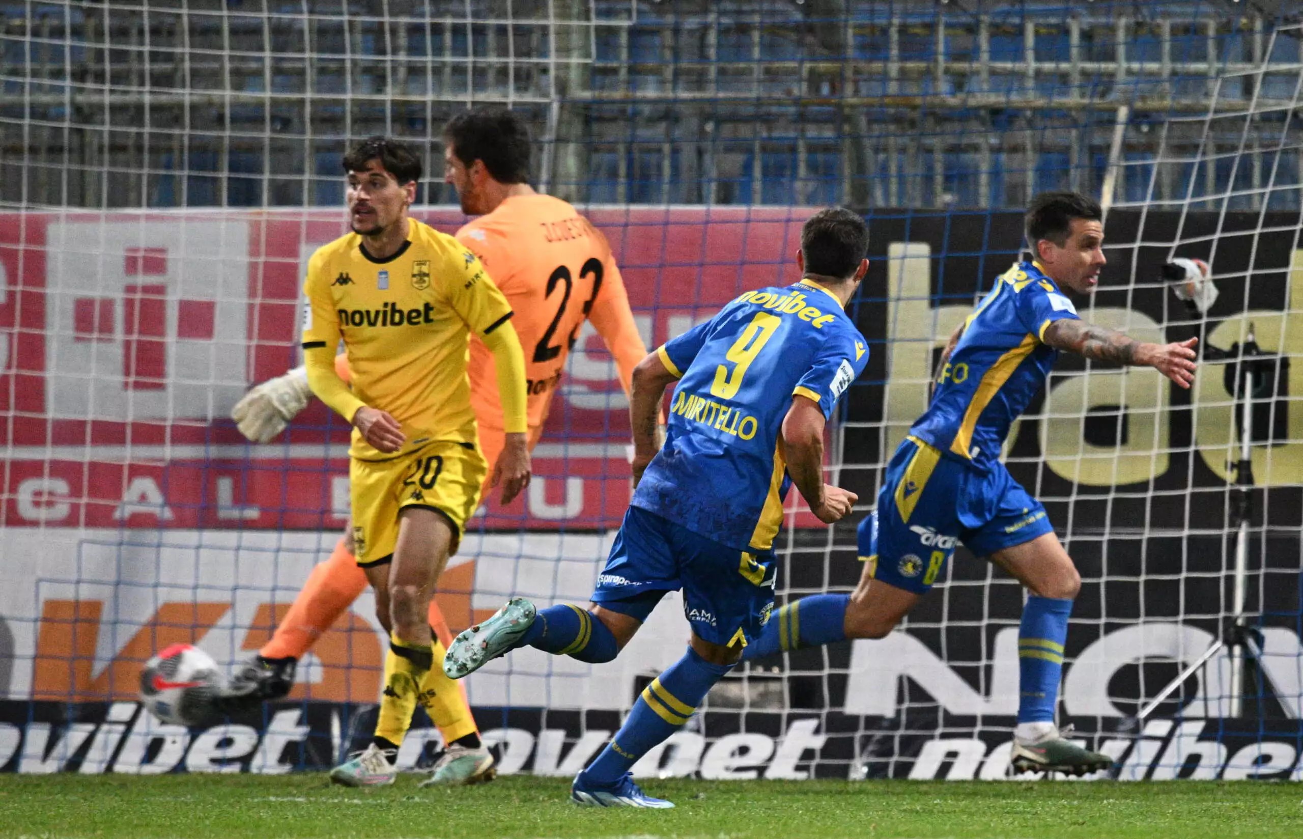 Ο ΑΡΗΣ ΔΕΝ ΠΑΕΙ ΠΟΥΘΕΝΑ ΜΕ ΤΟ 3-2 ΑΠΌ 0 - 2... | Apodytiriakias.gr