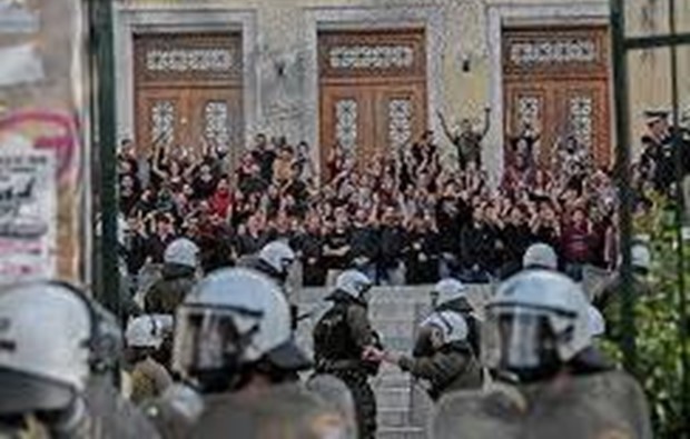 ΟΧΙ ΜΟΝΟ ΙΔΕΟΛΟΓΟΙ, ΕΙΝΑΙ ΚΑΙ ΧΟΥΛΙΓΚΑΝ | Apodytiriakias.gr
