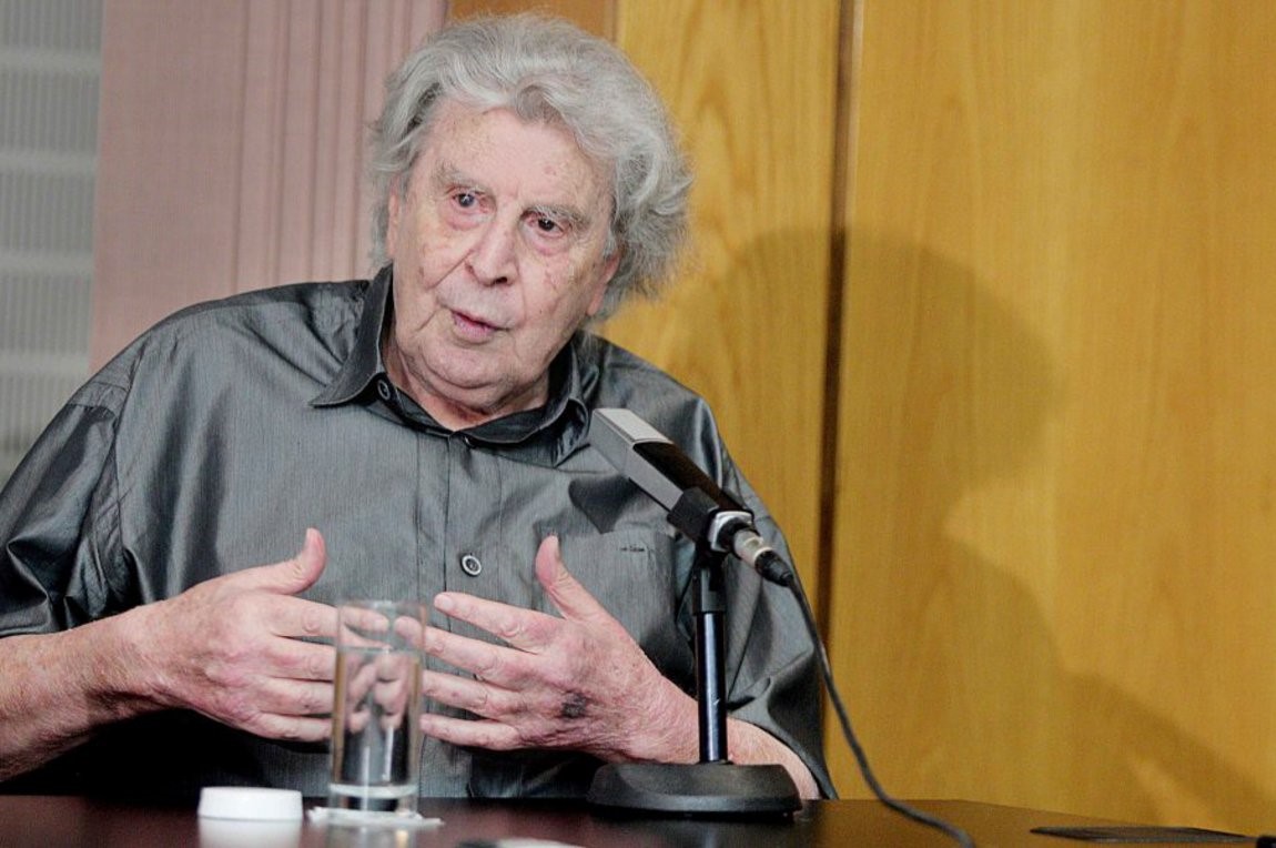 Η ΑΓΝΩΣΤΗ ΣΥΝΑΝΤΗΣΗ ΤΟΥ ΜΙΚΗ ΜΕ ΤΗΝ ΒΑΣΙΛΙΣΣΑ | Apodytiriakias.gr