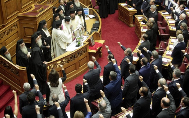 ΓΙΑΤΙ ΝΑ ΦΤΑΙΝΕ ΟΙ ΠΑΠΑΤΖΗΔΕΣ | Apodytiriakias.gr