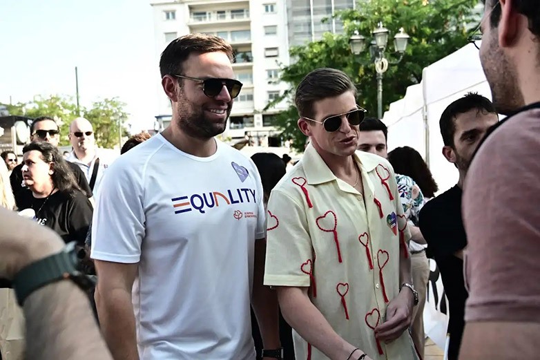 ΜΑΓΚΙΑ ΚΑΣΣΕΛΑΚΗ ΜΕ ΤΟΥΣ GAY | Apodytiriakias.gr
