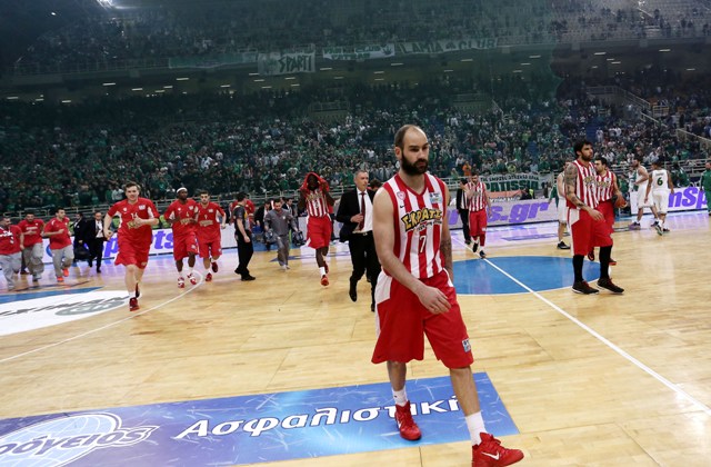 ΕΚΤΕΘΗΚΕ Ο ΓΙΑΝΝΑΚΟΠΟΥΛΟΣ ΜΕ ΣΠΑΝΟΥΛΗ! | Apodytiriakias.gr