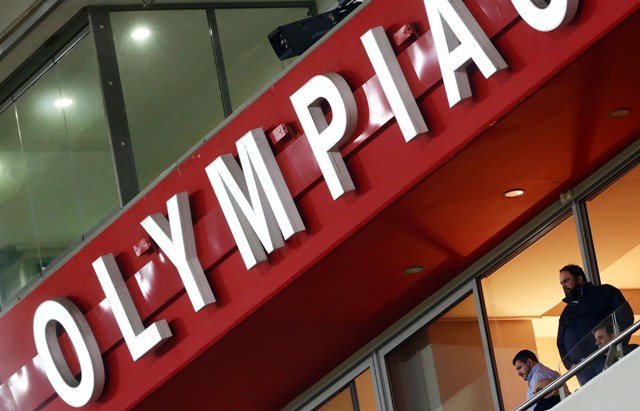 Ο ΜΑΡΙΝΑΚΗΣ ΠΑΝΤΑ ΚΟΚΚΙΝΟ ΠΑΝΙ | Apodytiriakias.gr
