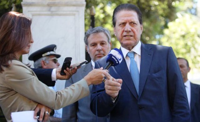 ΚΑΙ Ο ΒΥΡΩΝΑΣ ΣΤΗΝ ΚΟΛΥΜΒΗΘΡΑ ΤΟΥ ΣΙΛΩΑΜ | Apodytiriakias.gr