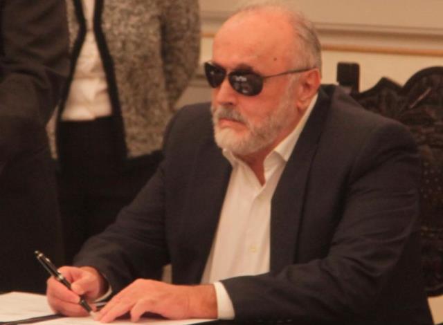 Ο ΜΗΤΣΟΤΣΟΤΑΚΗΣ ΕΣΩΣΕ ΤΟΝ ΚΟΥΡΟΥΜΠΛΗ | Apodytiriakias.gr