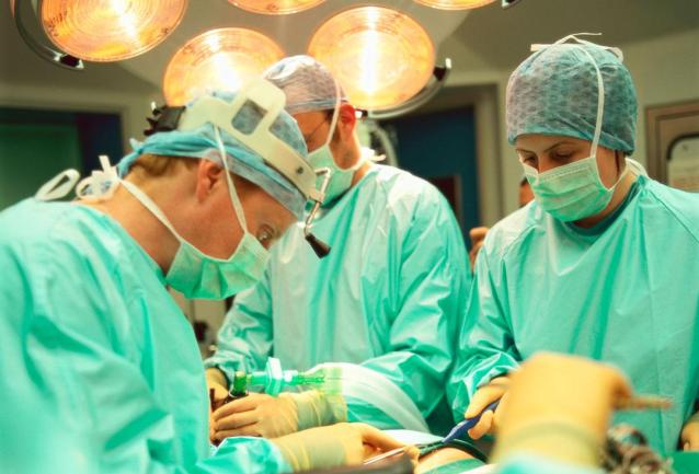 ΣΤΟ ΧΕΙΡΟΥΡΓΕΙΟ ΕΙΣΑΙ ΥΠΝΩΤΙΣΜΕΝΟΣ | Apodytiriakias.gr