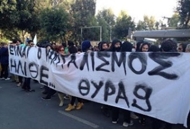 ΣΤΗΝ ΠΥΡΑ ΟΠΟΙΟΣ ΕΧΕΙ ΑΝΤΙΘΕΤΗ ΑΠΟΨΗ | Apodytiriakias.gr