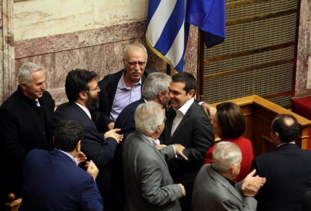 ΝΑ ΒΓΑΛΟΥΝ ΤΟ ΣΚΑΣΜΟ ΟΙ ΒΟΛΕΜΕΝΟΙ ΣΥΡΙΖΑΙΟΙ | Apodytiriakias.gr