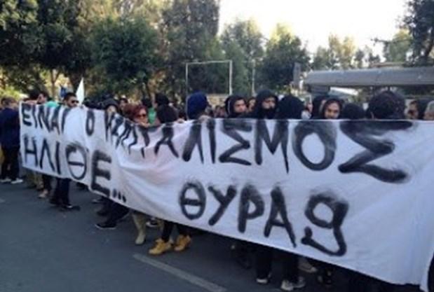 ΣΗΜΕΡΑ Η ΠΑΡΘΕΝΑ ΠΑΡΑΚΑΛΑΕΙ ΤΟΝ ΑΣΧΗΜΑΝΤΡΑ | Apodytiriakias.gr